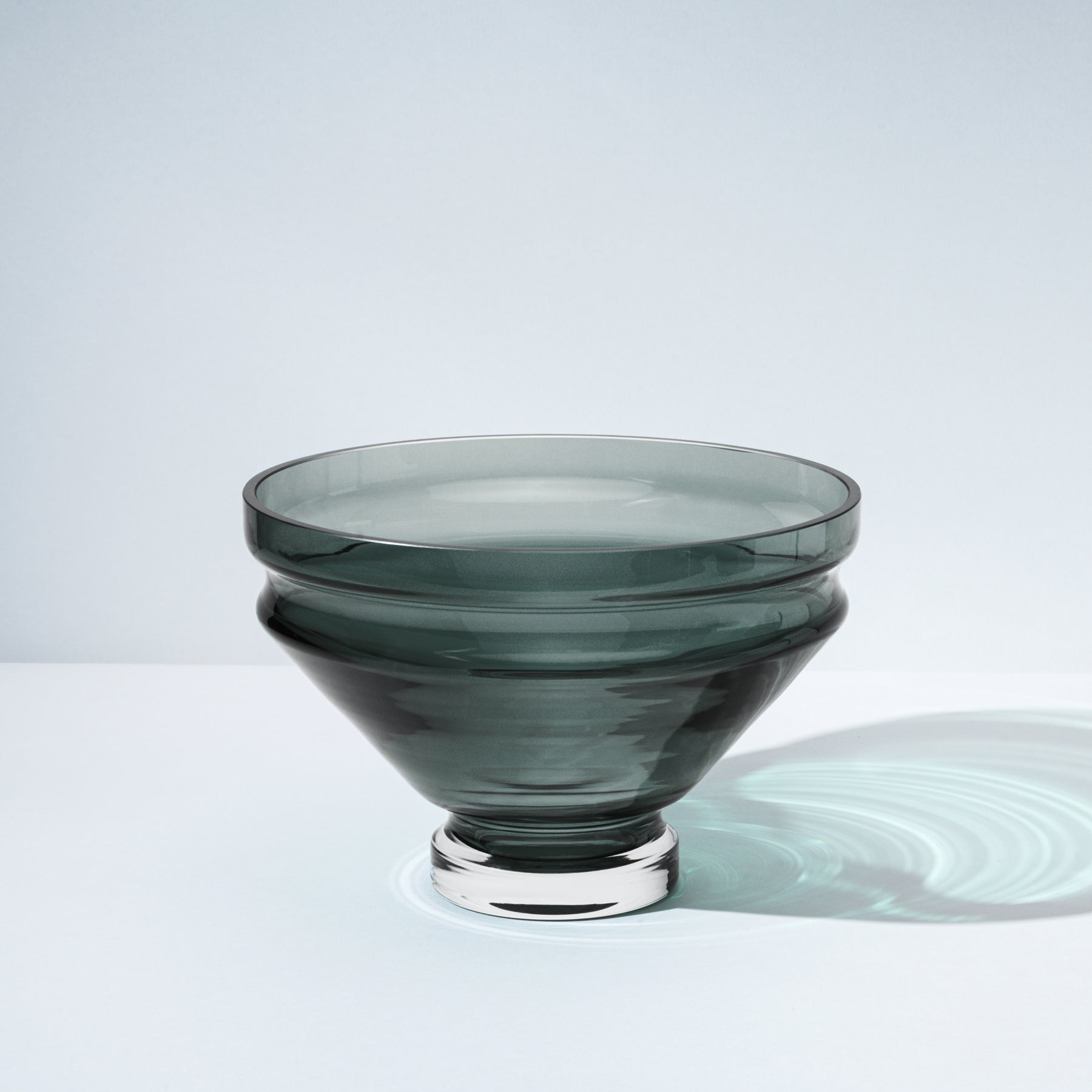 Nicholai Wiig-Hansen - Relæ - glass bowl - large - smokey gray - raawii