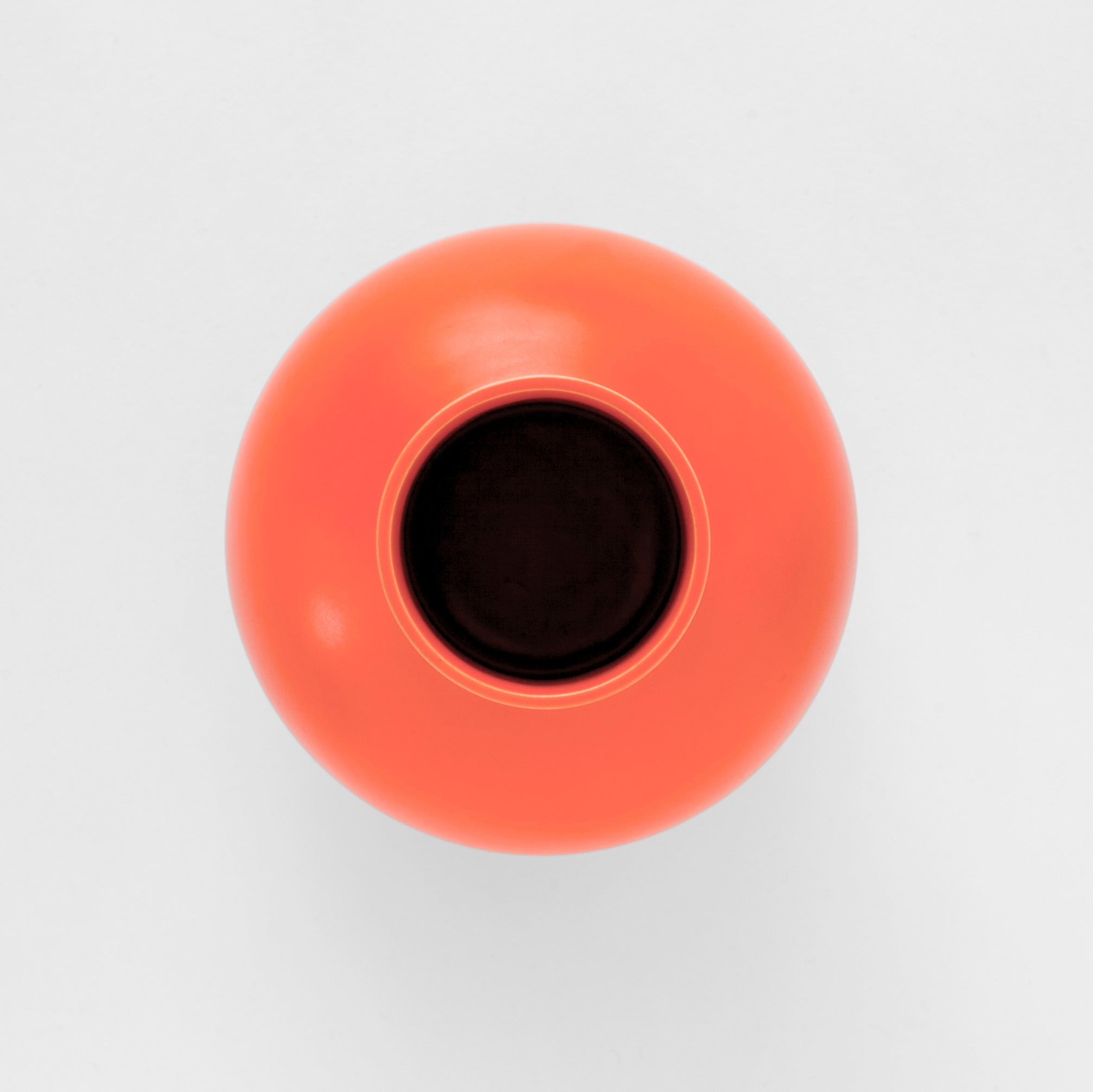 Nicholai Wiig-Hansen - Strøm - vase - large - vibrant orange - raawii